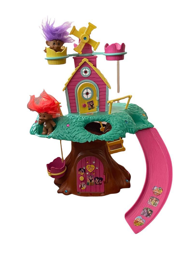Treasure trolls treehouse, Hobbies & Toys, Toys & Games on Carousell