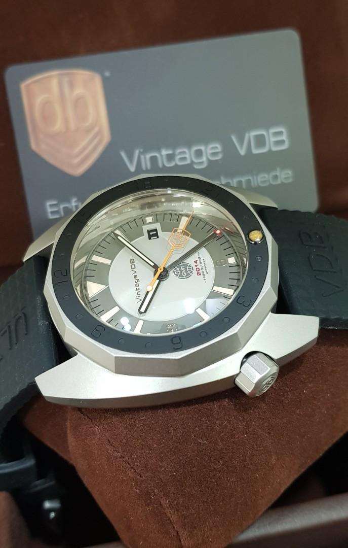 Vintage VDB Automatic Watch, Luxury, Watches on Carousell