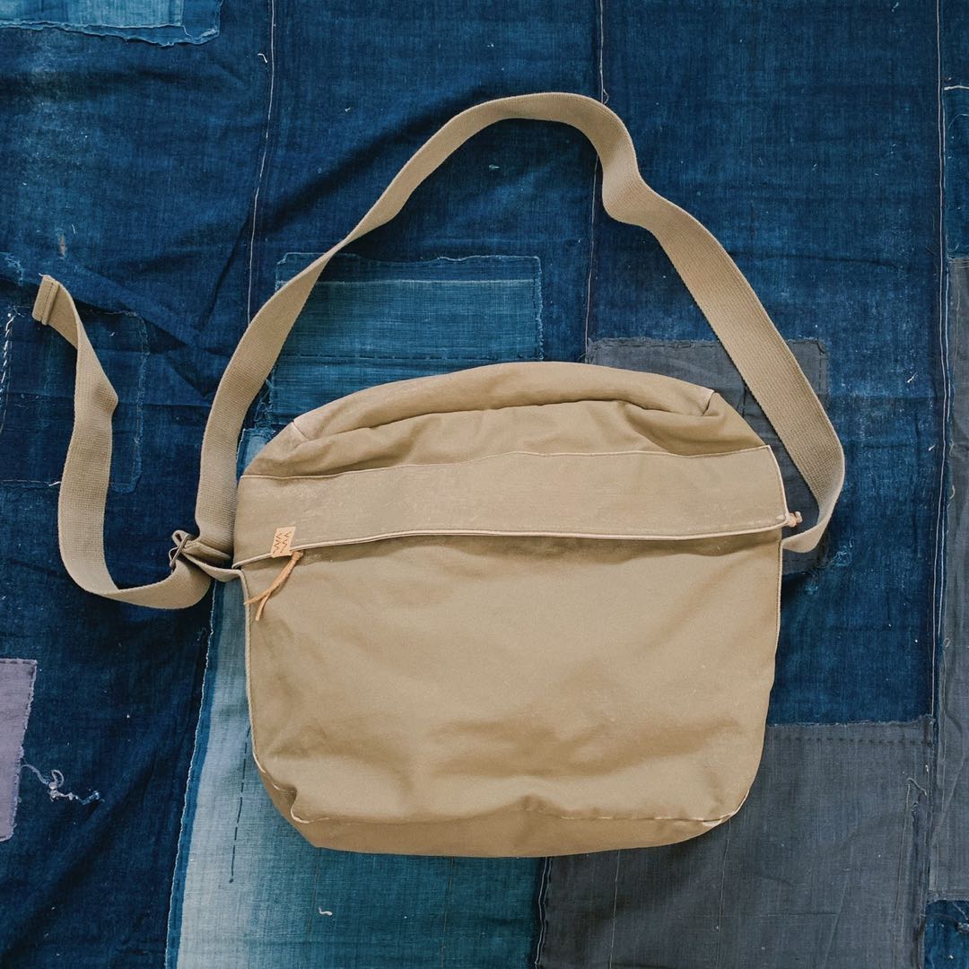 Visvim charlie shoulder bag (M), Men's Fashion, Bags, Sling Bags on ...