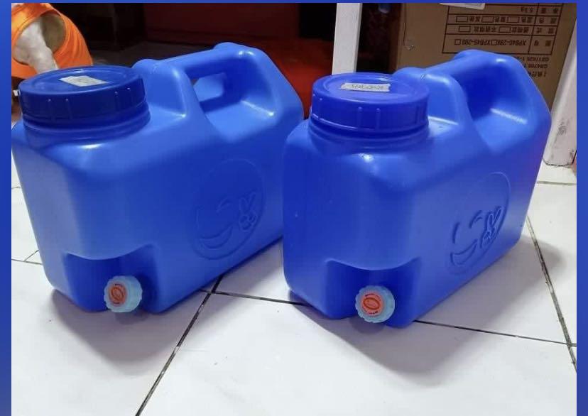 2.5 liter gallon, Food & Drinks, Other Food & Drinks on Carousell