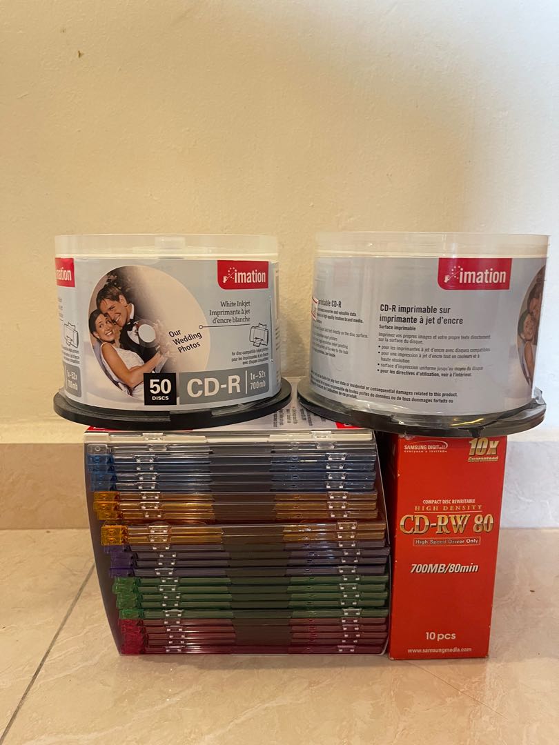 2 packs of CD-R, 1 box (4 pc of CD-RW), 1 stack of 25 CD Jewel Cases ...