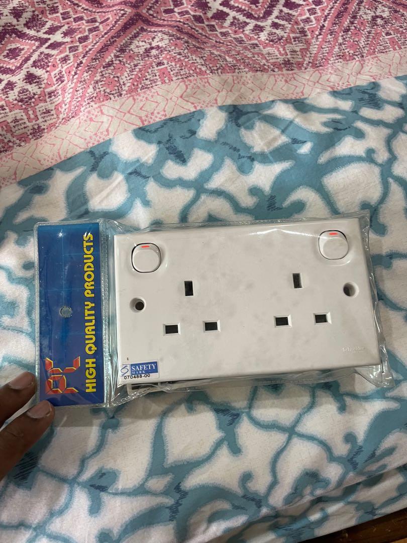 2x 3 pin socket with box., TV & Home Appliances, Electrical, Adaptors ...