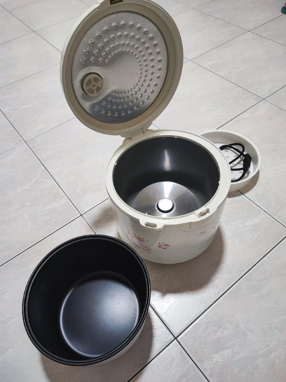 Aerogaz AZ-1800RC Rice Cooker 1.8L White, TV & Home Appliances, Kitchen ...