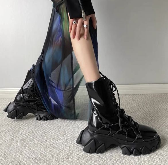 ALIEN PLATFORM BOOTS LACE X, Women's Fashion, Footwear, Boots on Carousell