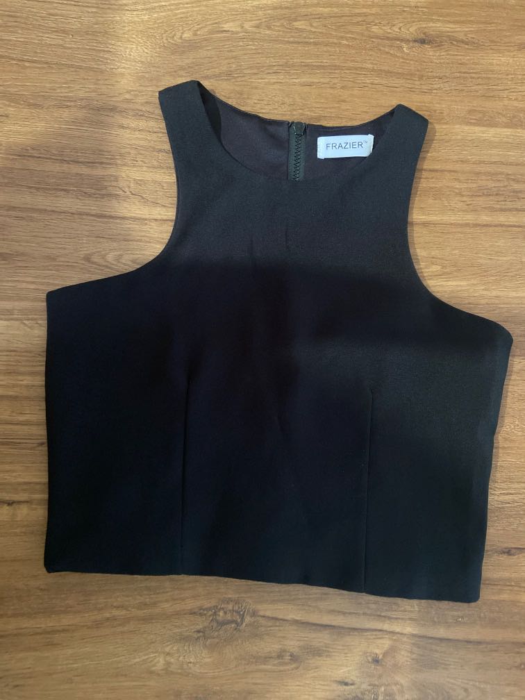 Razor top, Women's Fashion, Tops, Sleeveless on Carousell