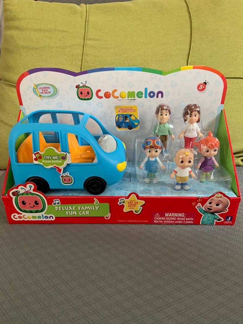 Cocomelon deluxe family car with 5 figures, 興趣及遊戲, 玩具 & 遊戲類 - Carousell