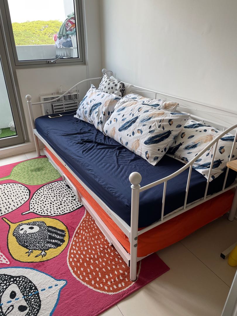 RESERVED Daybed with Pull out and mattress, Furniture & Home Living ...