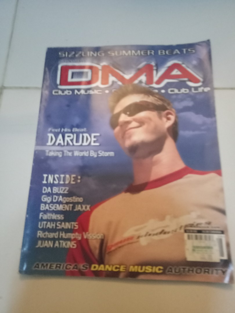 DMA Magazine Aug. 2001 *B1, Hobbies & Toys, Memorabilia & Collectibles ...