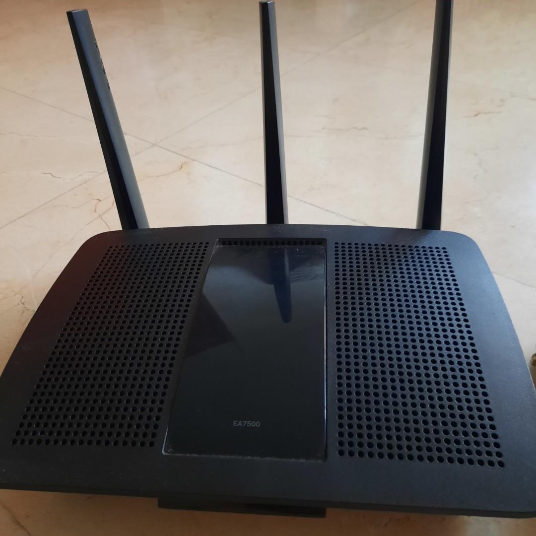FREE Linksys EA 7500 Wireless WiFi Router, Computers & Tech, Parts ...