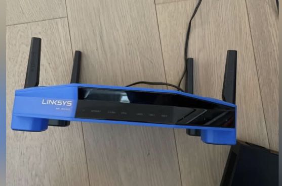 linksys wrt1900acs v2, 電腦＆科技, 電腦周邊及配件, Wifi及上網相關產品 - Carousell