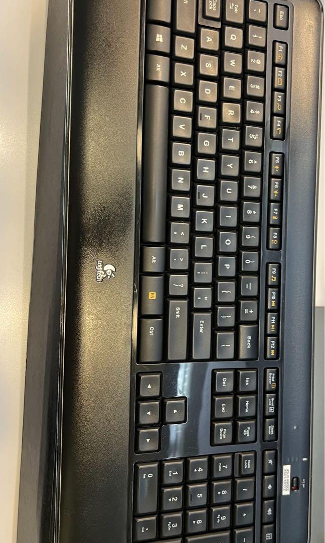 Logitech K800 ILLUMINATED, Computers & Tech, Parts & Accessories ...