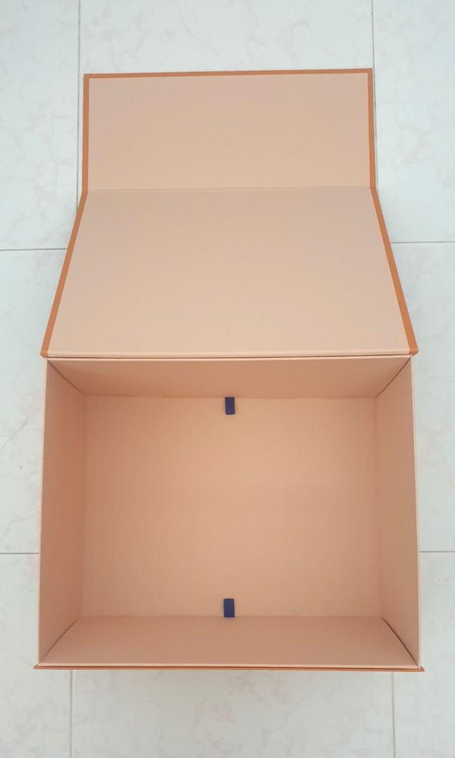 Louis Vuitton LV Box, Women's Fashion, Jewelry & Organisers, Accessory ...