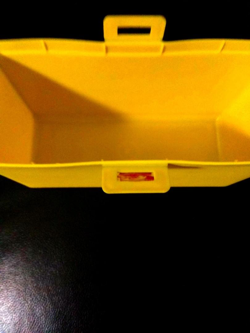 MAGNOLIA Fresh Milk Lunch Box, Hobbies & Toys, Memorabilia ...