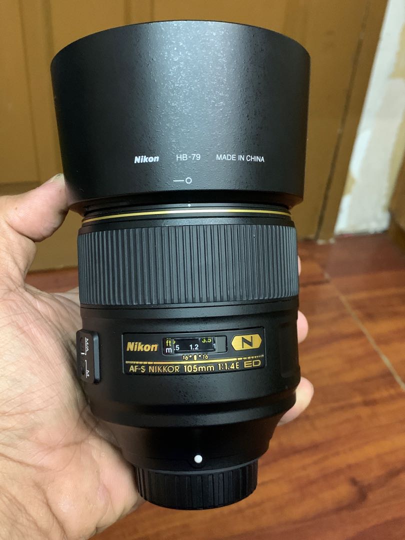Nikon AFS Nikkor 105mm f1.4E, Photography, Lens & Kits on Carousell