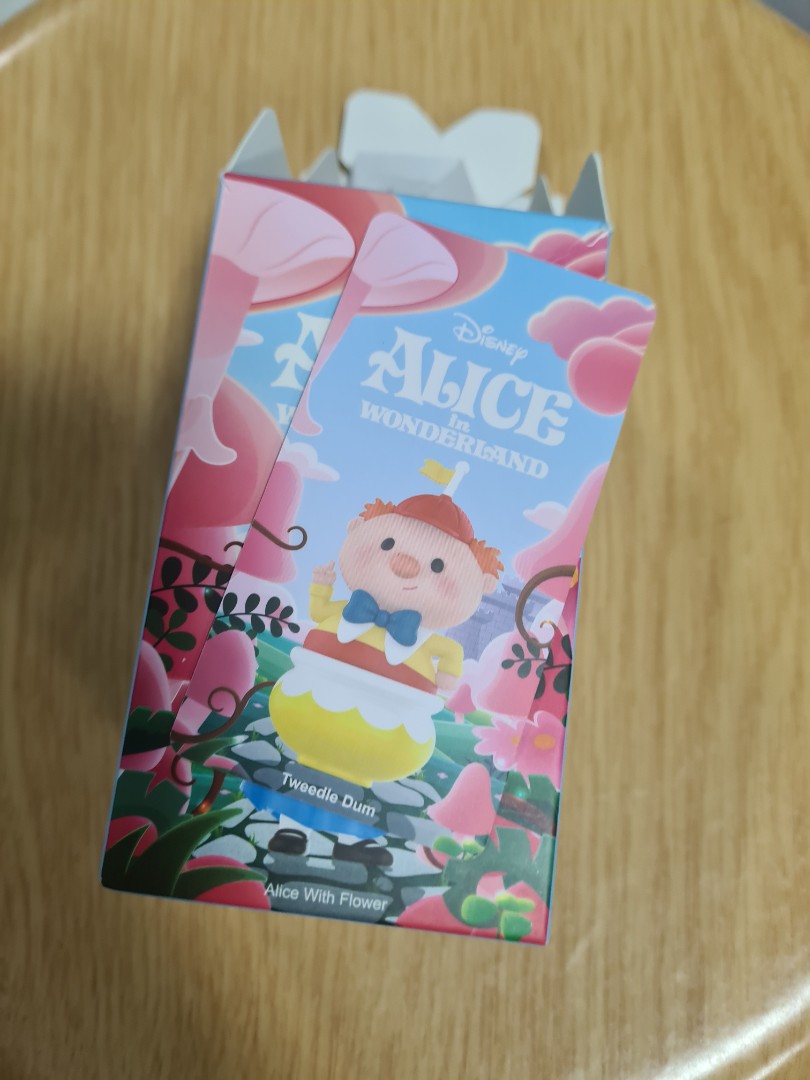 Popmart Alice in wonderland, Hobbies & Toys, Toys & Games on Carousell