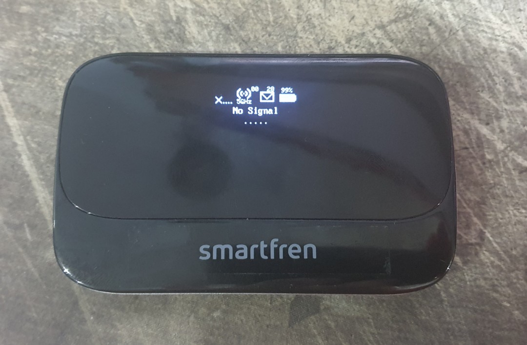 Smartfren M6 S1 Super Modem wifi Cat 7 (no sim), Elektronik, Bagian ...