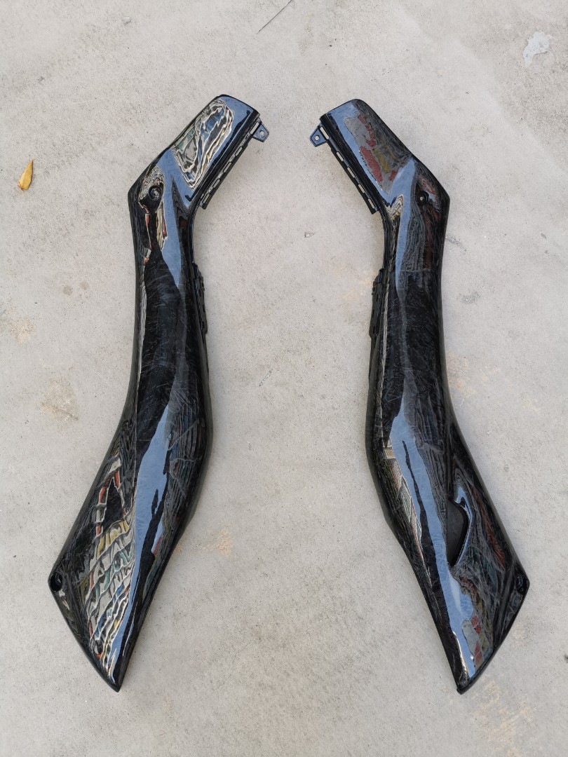 Xmax side forge carbon fiber long panel., Motorcycles, Motorcycle ...