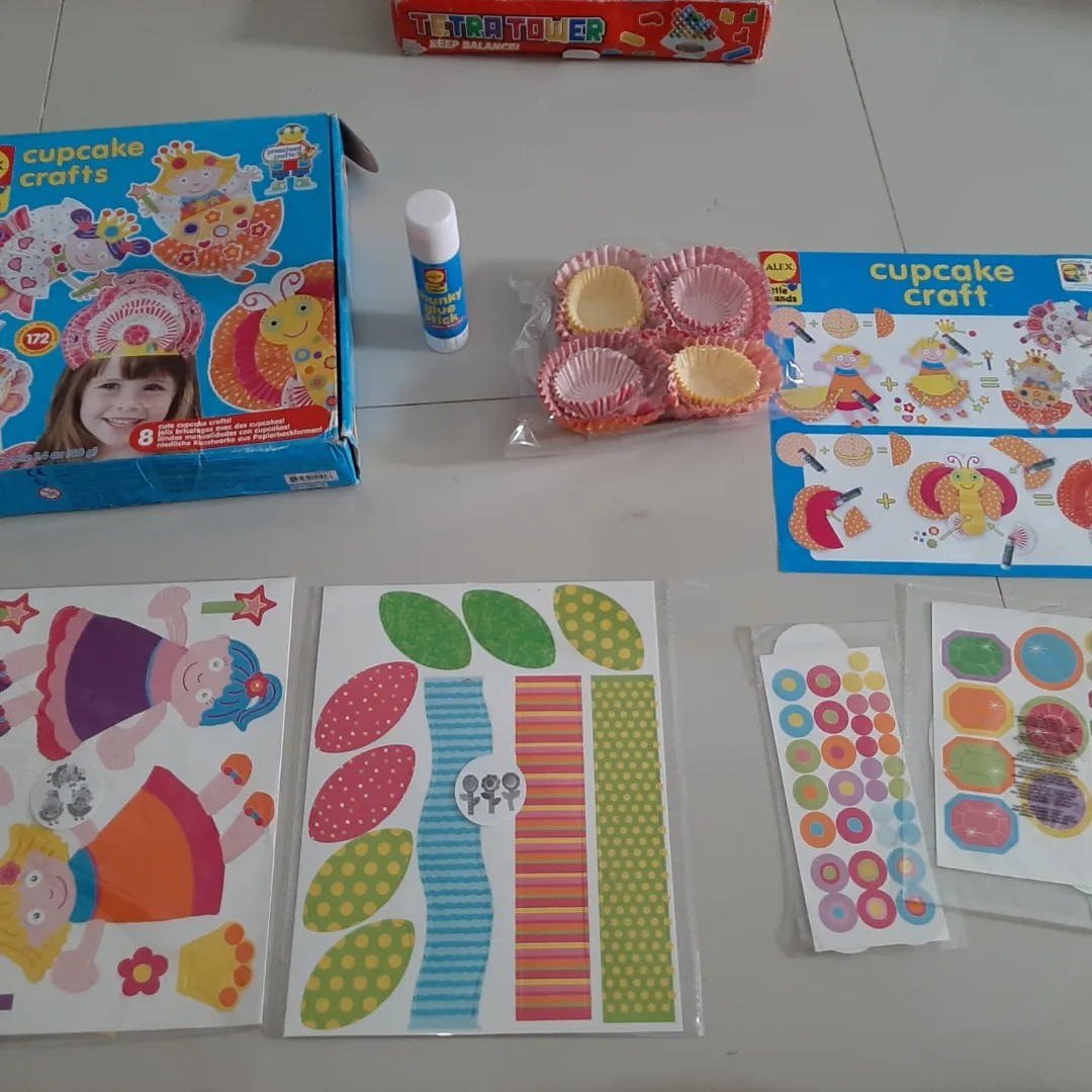 Alex little hands cupcake craft, Toys & Collectibles, Permainan Papan ...