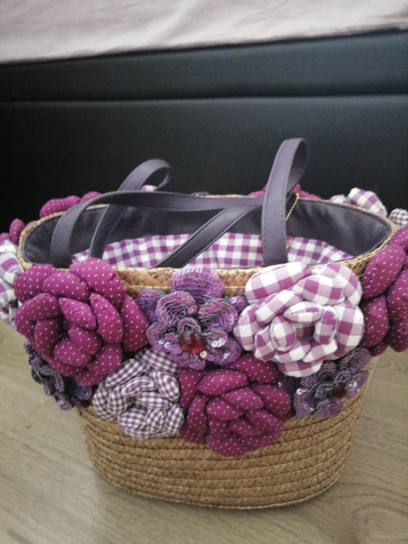 Che Che new York straw bag, Women's Fashion, Bags & Wallets, Tote Bags ...