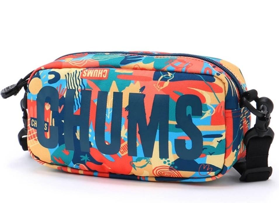 CHUMS Rcycled Chums Logo Shoulder Pouch (Shoulder Bag), Men's Fashion ...