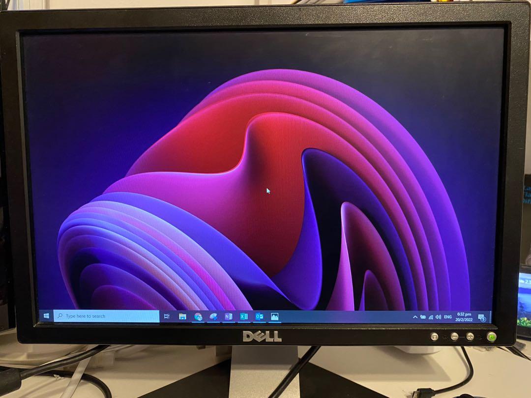 Dell 17 inch monitor E178WFPC, Computers & Tech, Desktops on Carousell