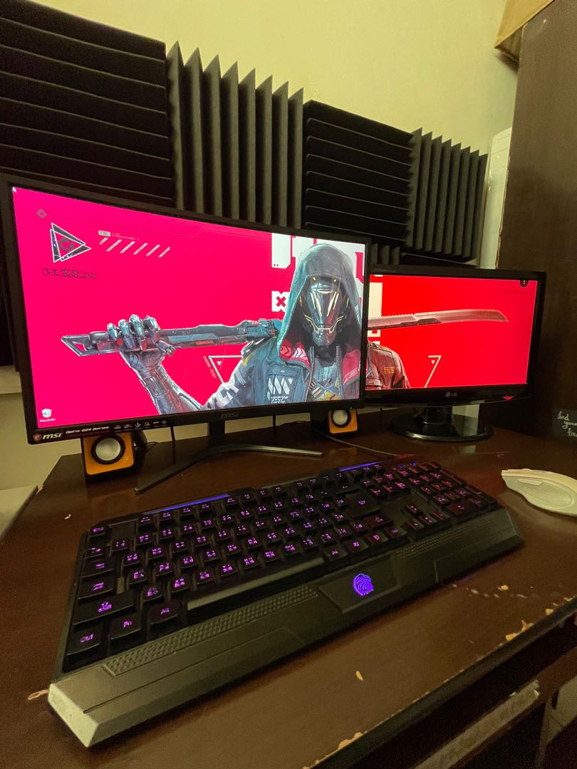 Gaming pc MSI - Double monitor, 電腦及科技產品, 電腦周邊產品, 電腦周邊產品在旋轉拍賣