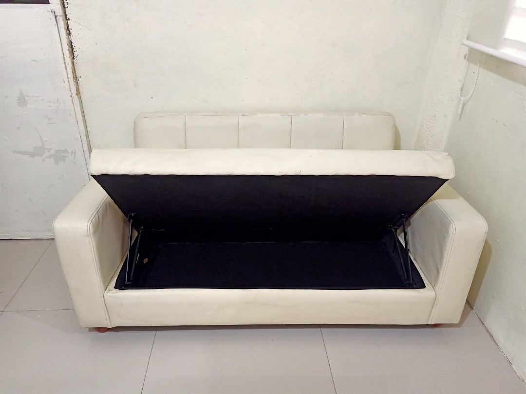 Japan sofa, Furniture & Home Living, Furniture, Sofas on Carousell