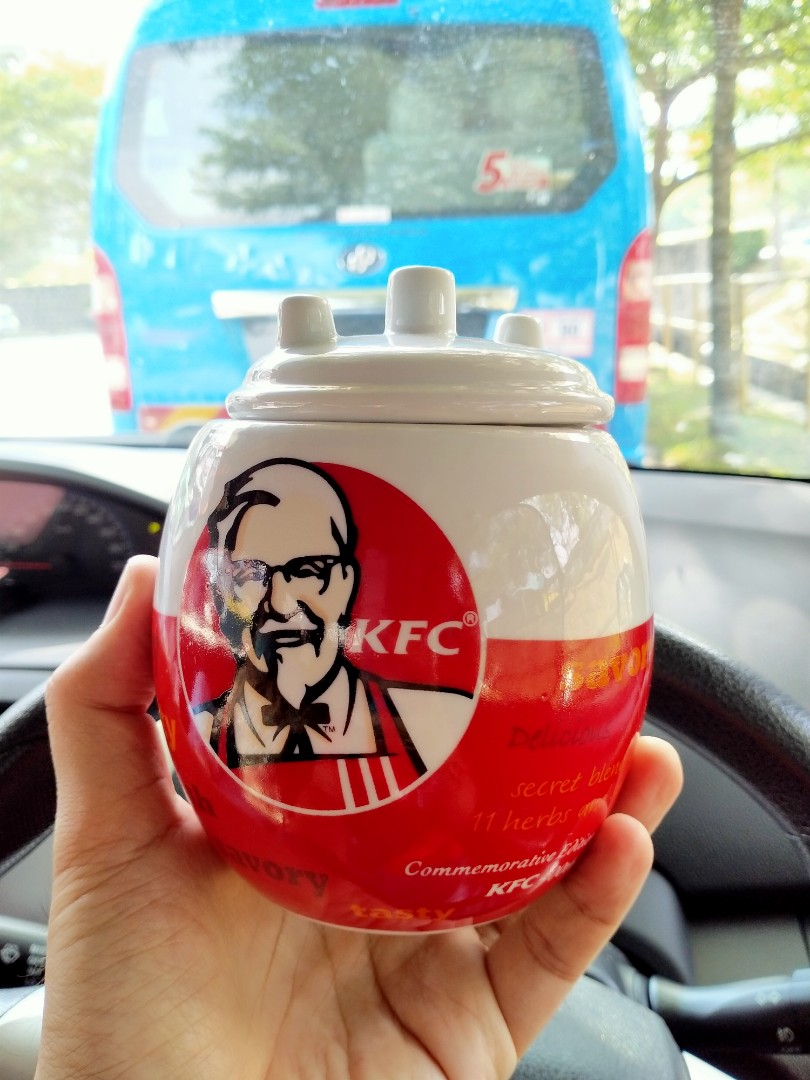 Kfc Collection, Hobbies & Toys, Collectibles & Memorabilia, Vintage ...