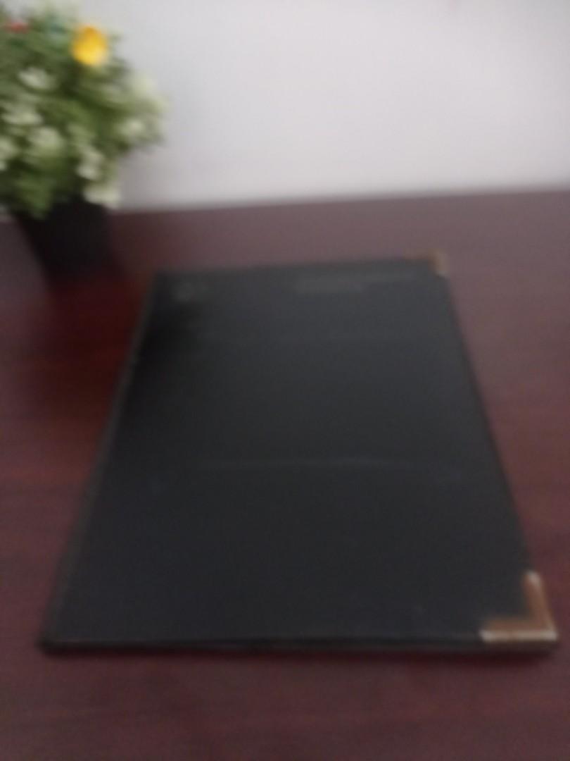 Map tebal ukuran a4 952, Buku & Alat Tulis, Alat Tulis di Carousell