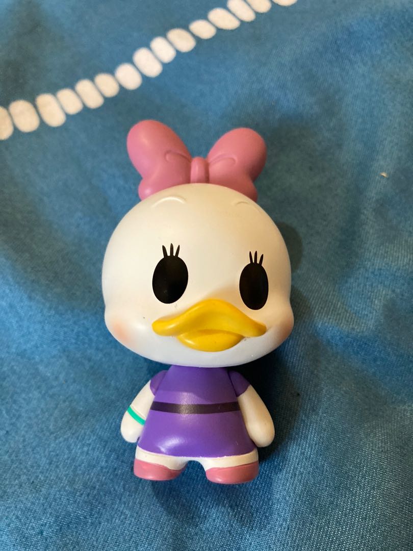 Miniso Daisy Duck (Mickey Mouse Family Figure Blind Box), Hobbies ...