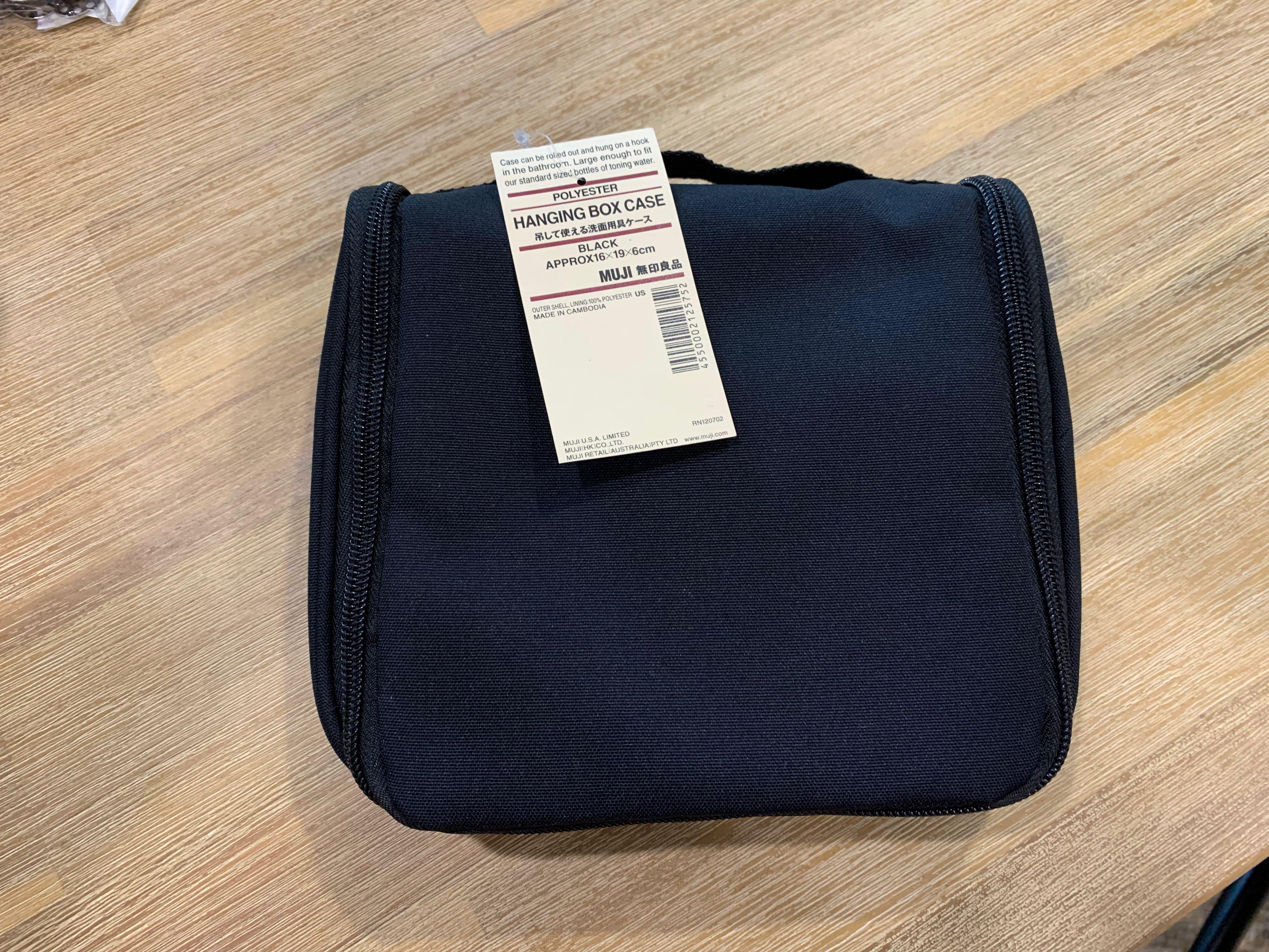 Muji Hanging Pouch, Women's Fashion, Bags & Wallets, Purses & Pouches ...
