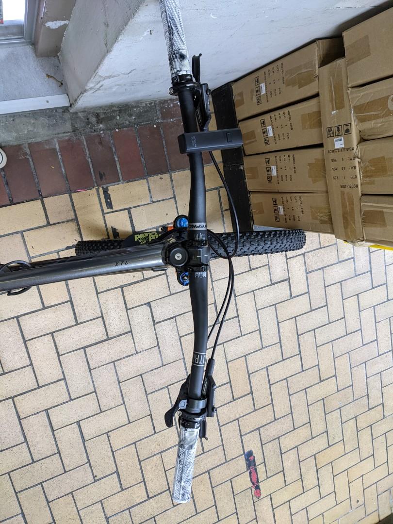 Nukeproof Horizon stem and Nukeproof Neutron handlebar, Sports ...