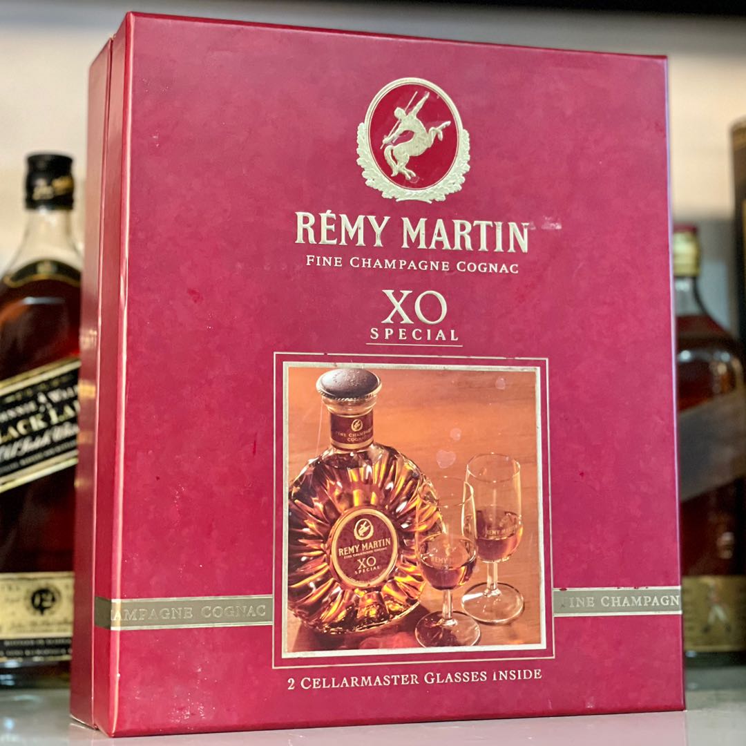 Remy Martin XO Special Edition Gift Box Cognac with Glasses 700ml, Food ...