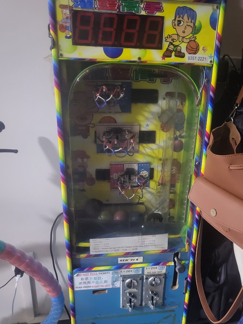 Retro basketball arcade machine!Moving sale! Free delivery, Hobbies ...