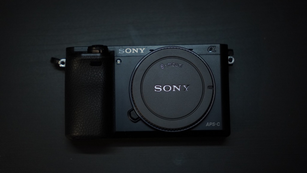 Sony A6000 w/ Kit Lens + 64GB SD Card, Photography, Cameras on Carousell