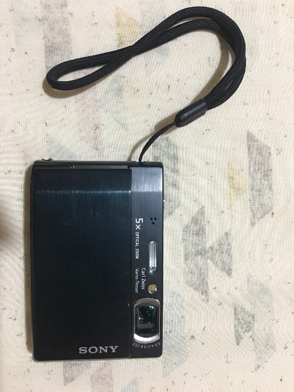 Sony Cybershot camera DSC-T100, Photography, Cameras on Carousell