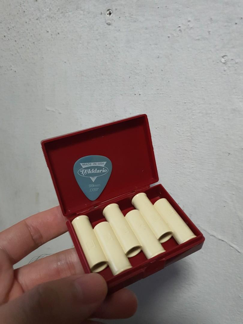 Suzuki Pitch Pipe A440 6 Keys, Audio, Other Audio Equipment on Carousell