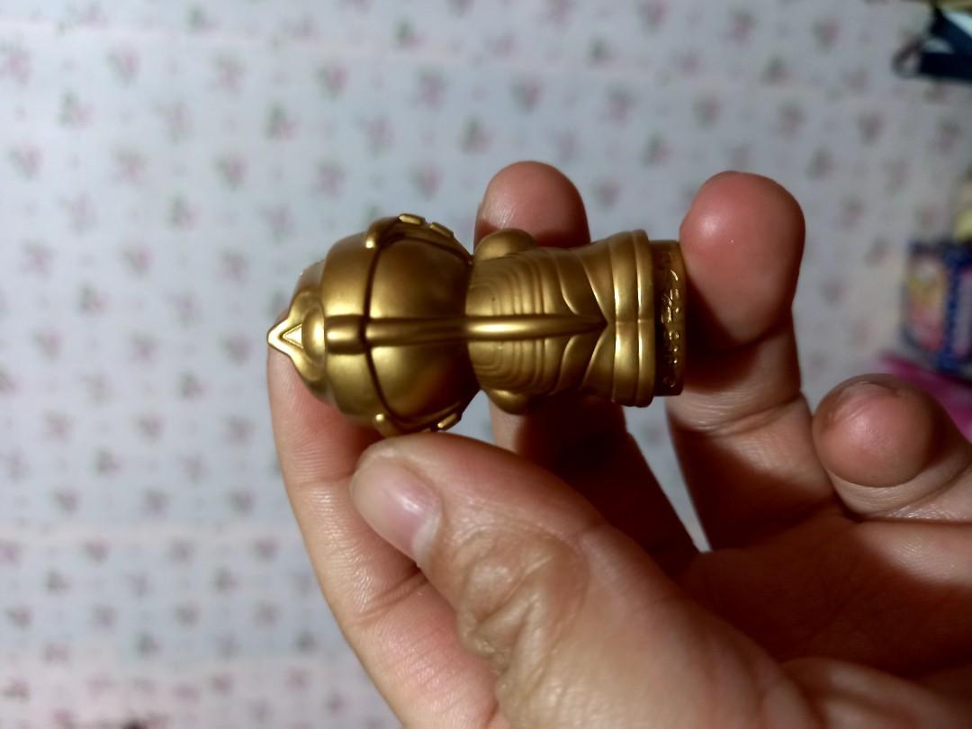 Ultraman Gold Mini Figure 1996 Nestle Edition, Hobbies & Toys, Toys ...