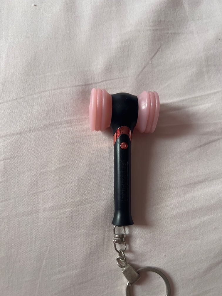 wts - blackpink mini light stick, Hobbies & Toys, Memorabilia ...