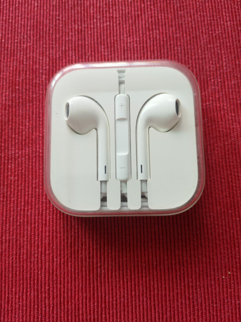 Apple Earpods, Mobile Phones & Gadgets, Mobile & Gadget Accessories ...
