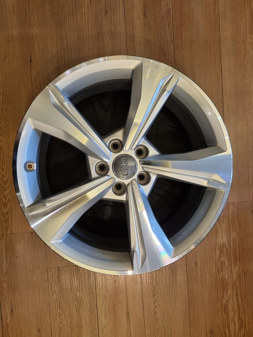 Audi Q5 19inch Original, Car Accessories, Tyres & Rims on Carousell