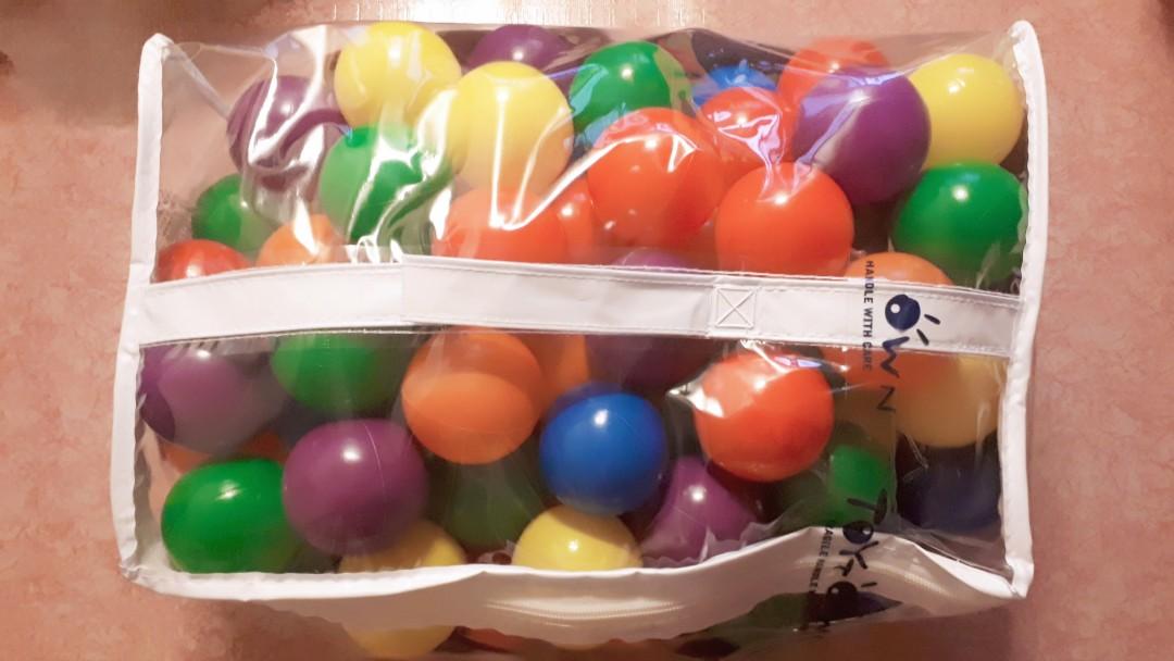 INTEX FUN BALLZ, Hobbies & Toys, Toys & Games on Carousell