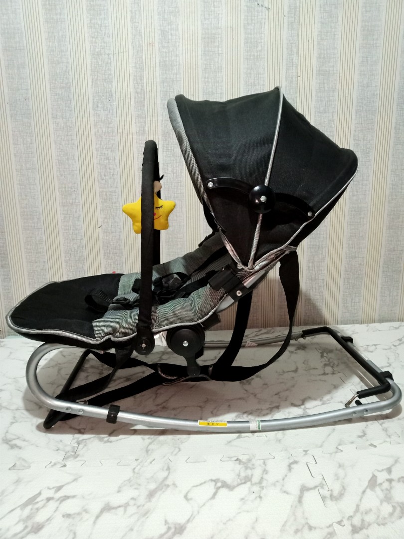 Katoji baby rocker, Babies & Kids, Infant Playtime on Carousell