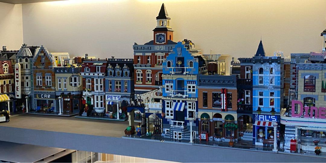 Lepin and Lego Modular Buildings, Hobbies & Toys, Toys & Games on Carousell