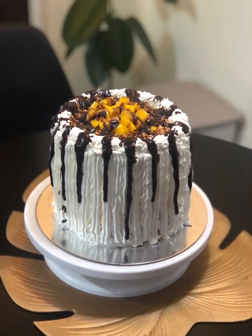 Mango Sansrival, Food & Drinks, Homemade Bakes on Carousell