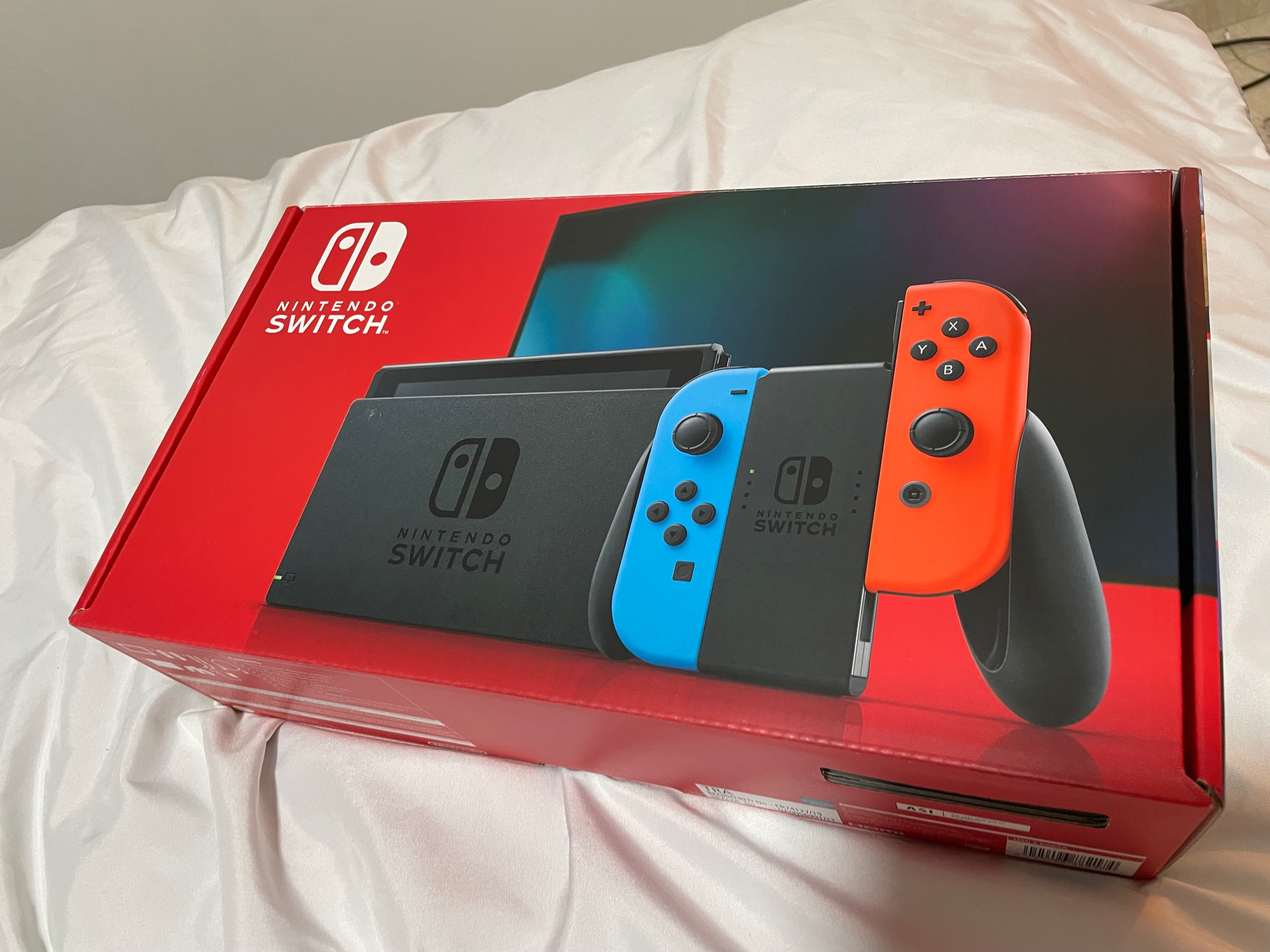 Nintendo Switch Red Blue, Video Gaming, Video Game Consoles, Nintendo ...