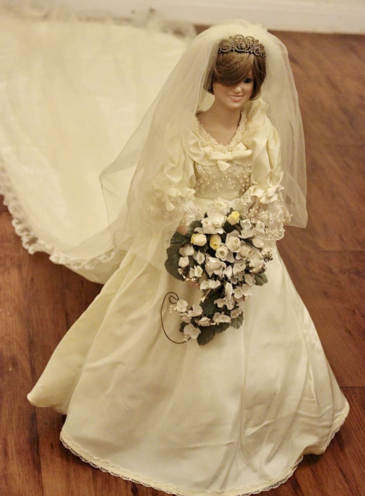 Princess Diana porcelain bride doll, Hobbies & Toys, Memorabilia ...