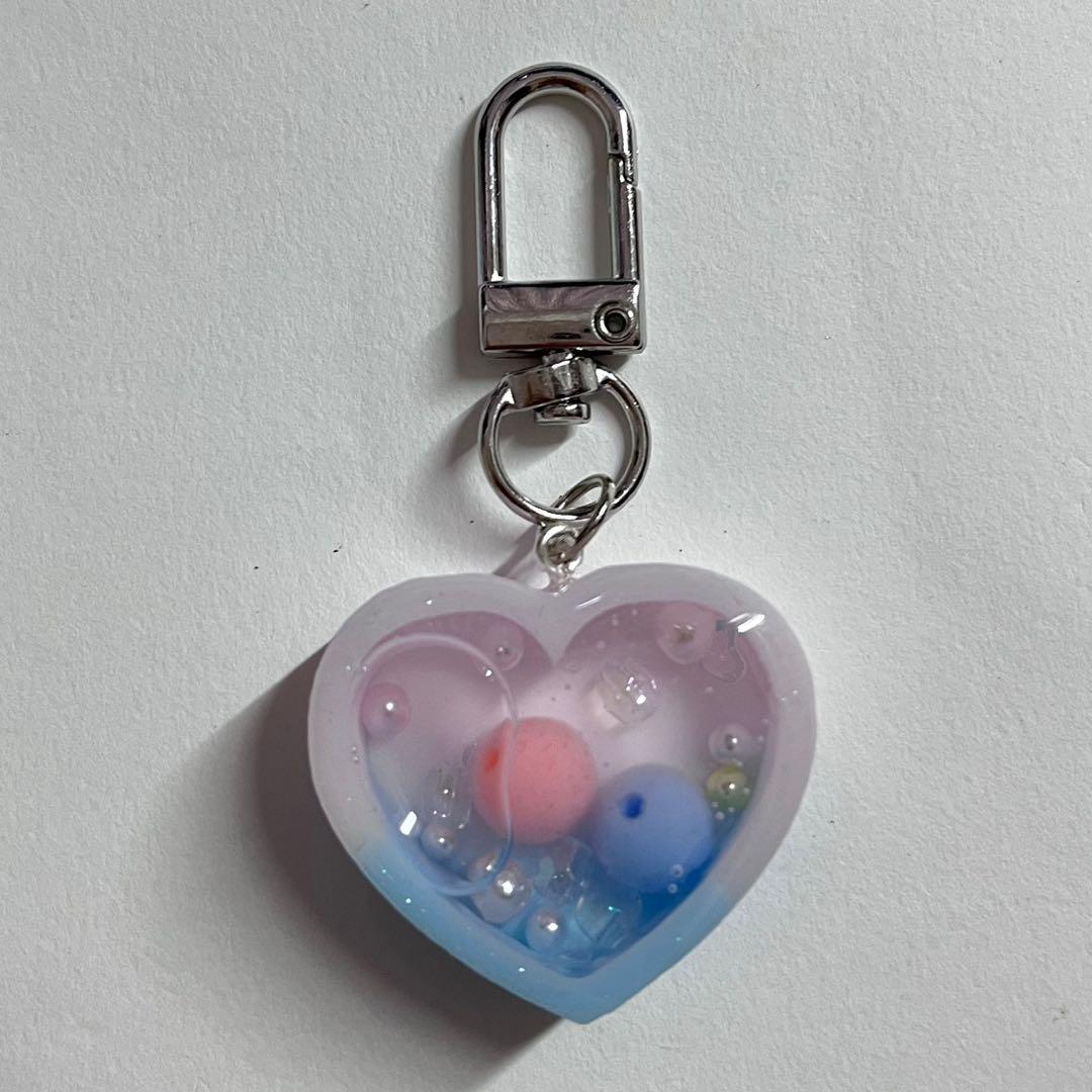 resin shaker keychain, Hobbies & Toys, Stationery & Craft, Handmade ...