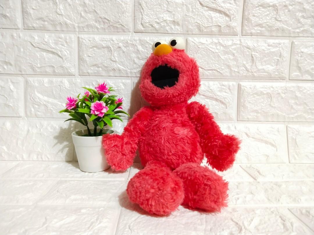 Sesame street red, Serba Serbi, Others di Carousell