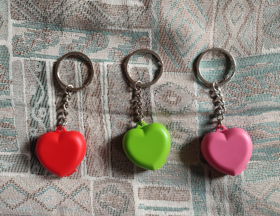 Tupperware Heart Locket Keychain & Pill Container, Women's Fashion ...